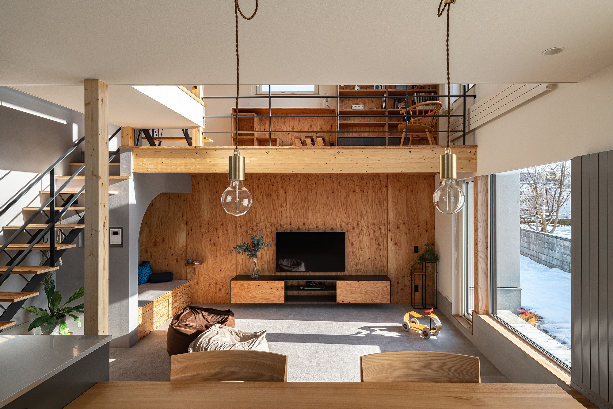 10 | THE EIGHT WORKS