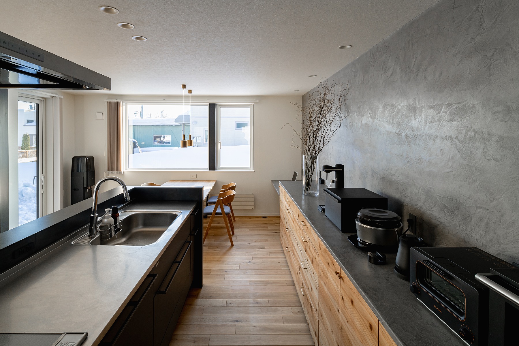 10 | THE EIGHT WORKS