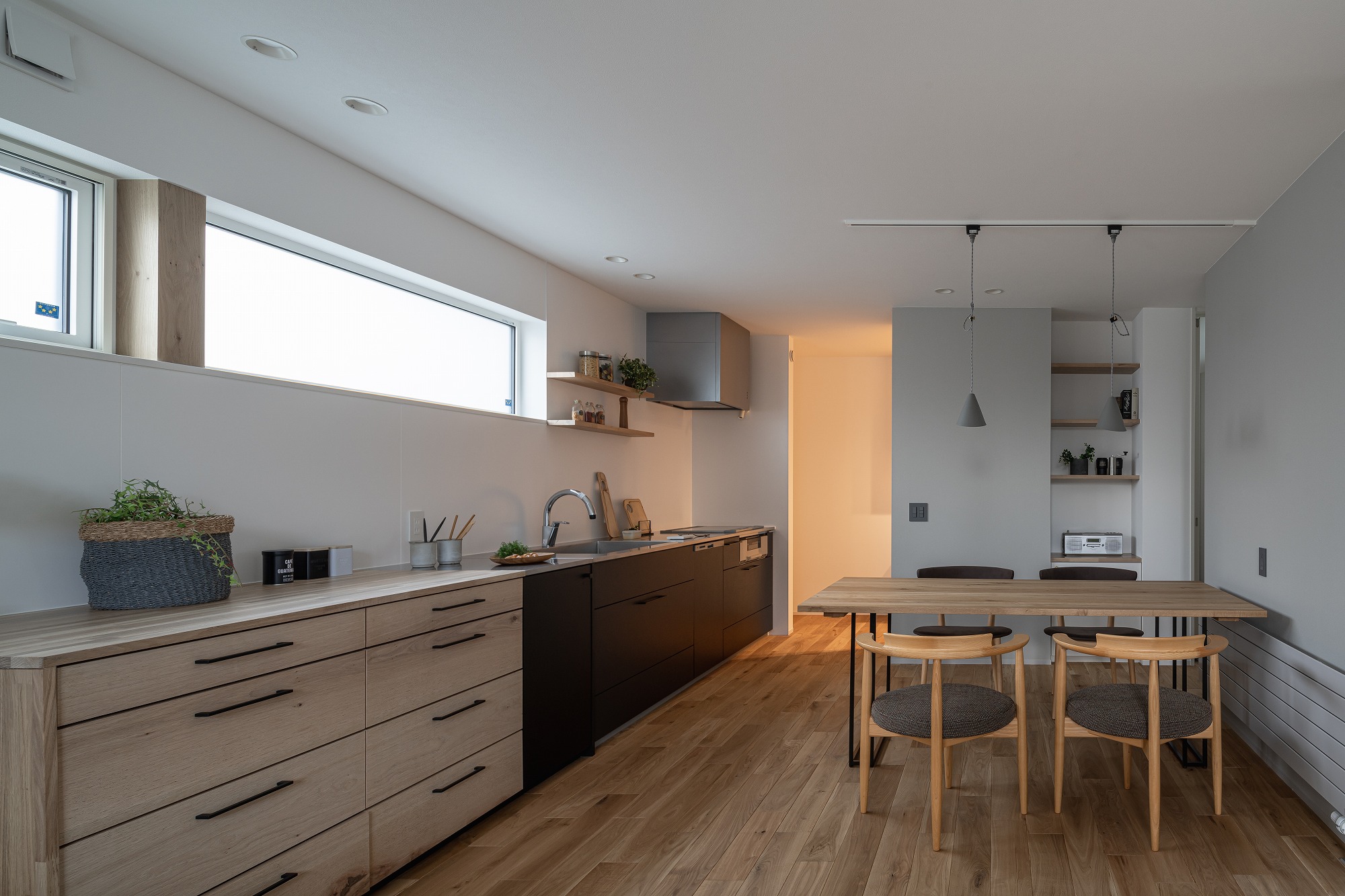 10 | THE EIGHT WORKS